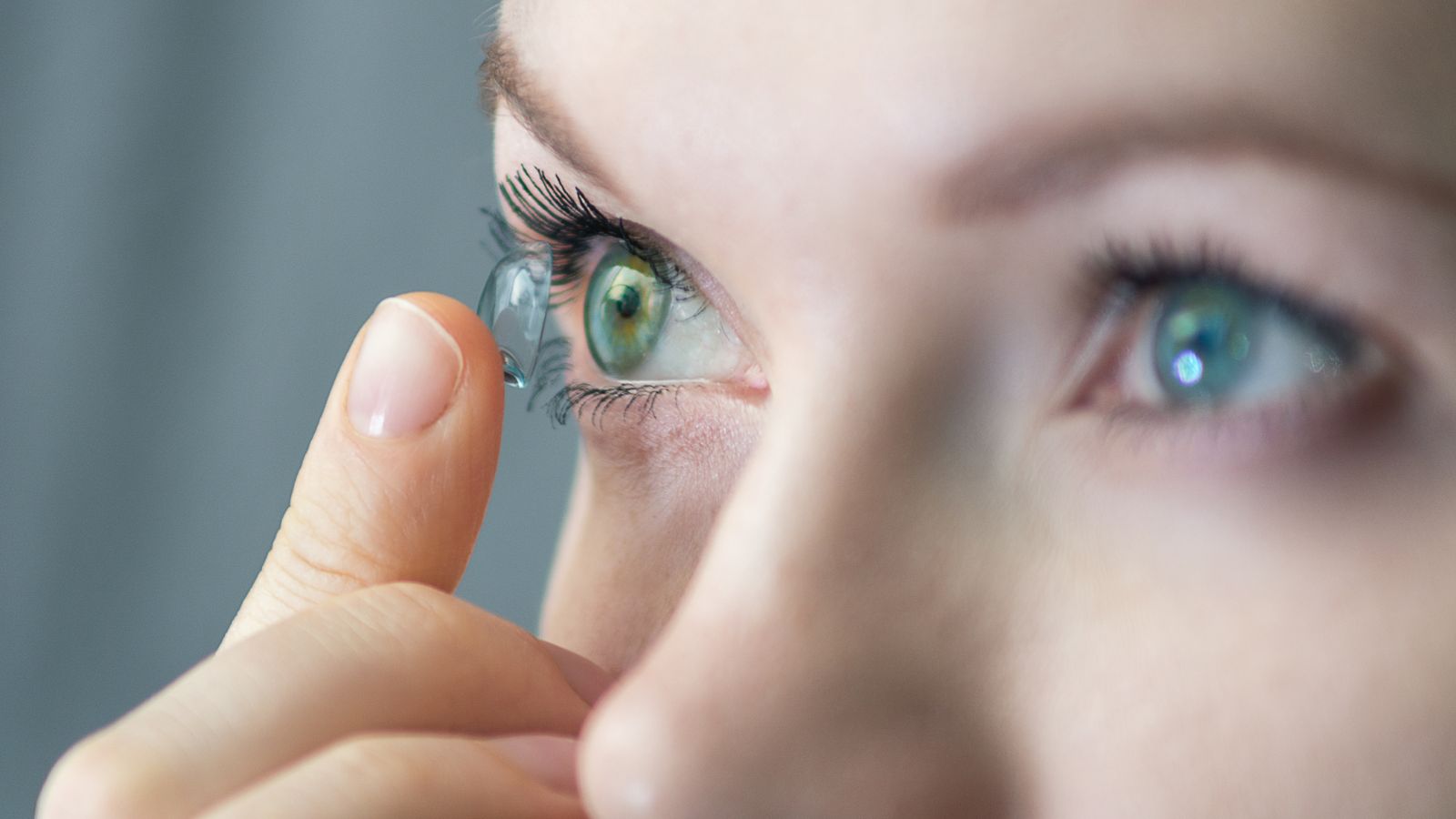Smart Contact Lenses for Night Vision: Seeing in the Dark Made Easy ...